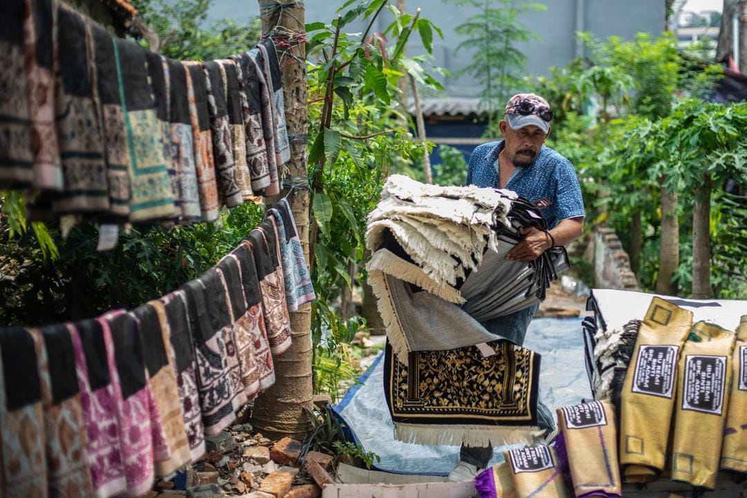 Pengertian Warkat, Kegunaan, Jenis, dan Contohnya | Fortune IDN