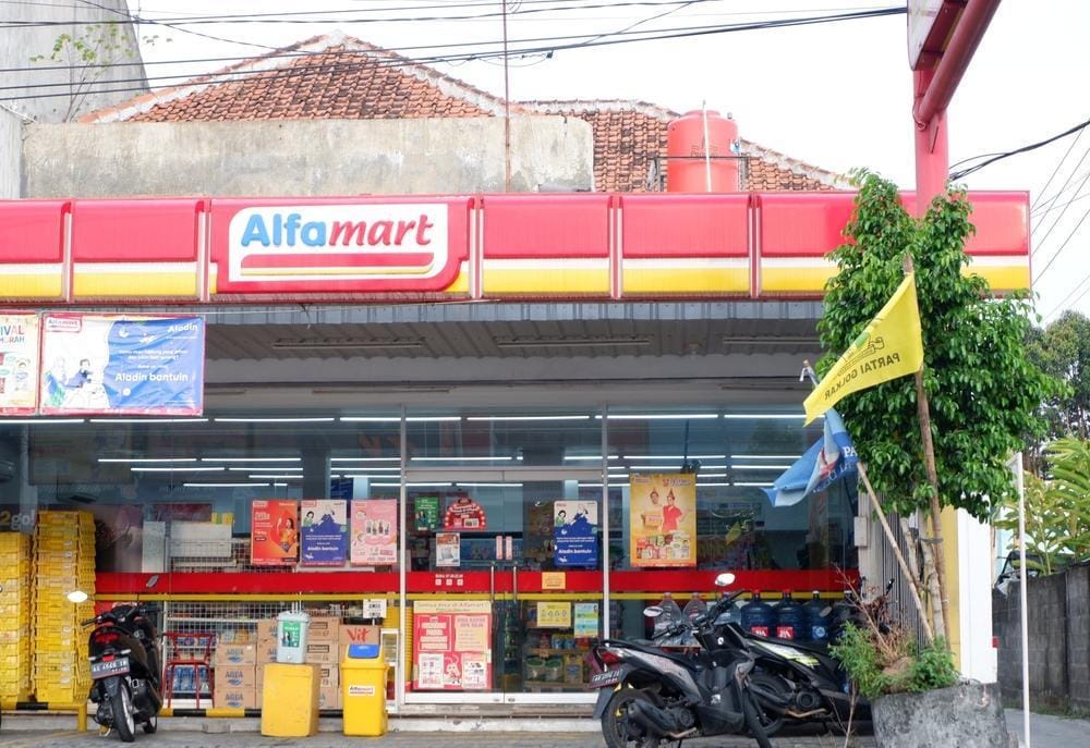 Cara Buka Franchise Alfamart, Dilengkapi Estimasi Biayanya | FORTUNE ...