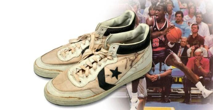 13 Sepatu Termahal di Dunia, Harganya Mencapai Miliaran! | FORTUNE ...