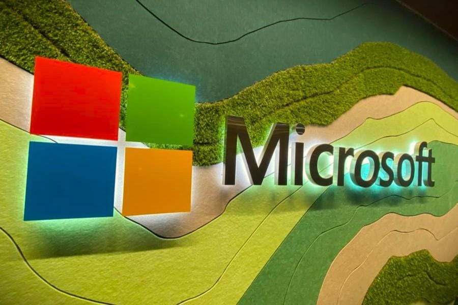 Data Center Pertama Microsoft di Indonesia Resmi Dibuka | FORTUNE Indonesia