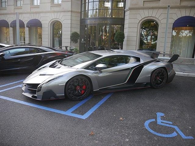 10 Mobil Lamborghini Termahal di Dunia dan Harganya | FORTUNE Indonesia