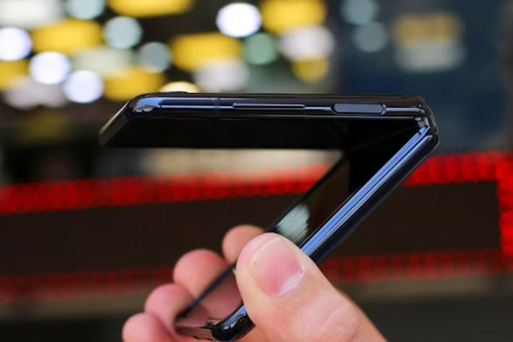 10 Rekomendasi Motor Listrik Terbaik 2025 | Fortune IDN