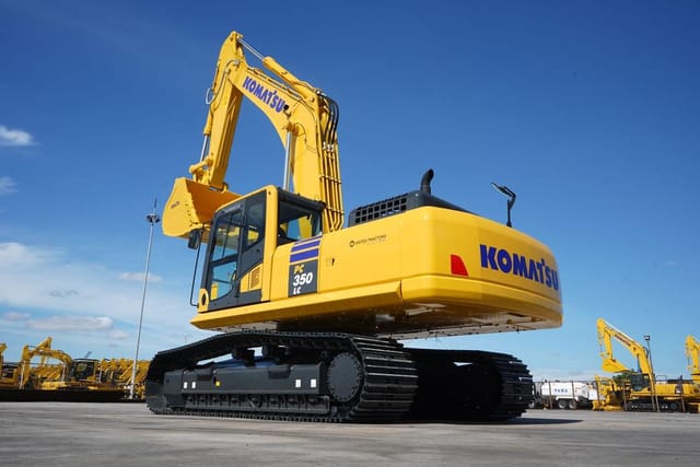 Penjualan Komatsu Turun 25,3% Selama 8 Bulan 2024 | FORTUNE Indonesia