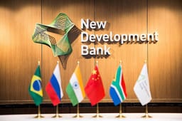 Mengenal Development Bank: Pengertian dan Contohnya | FORTUNE Indonesia