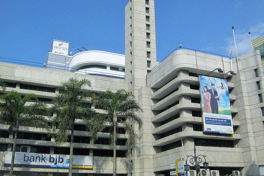 Daftar Jajaran Direksi dan Komisaris Terbaru bank bjb 2025 | FORTUNE ...