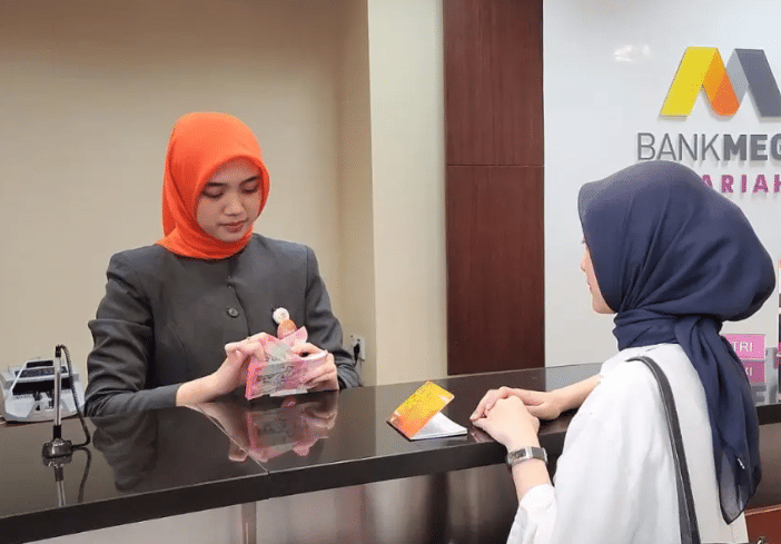 Syarat Pinjam Uang di Bank dan Tips agar Pengajuan Disetujui | FORTUNE ...