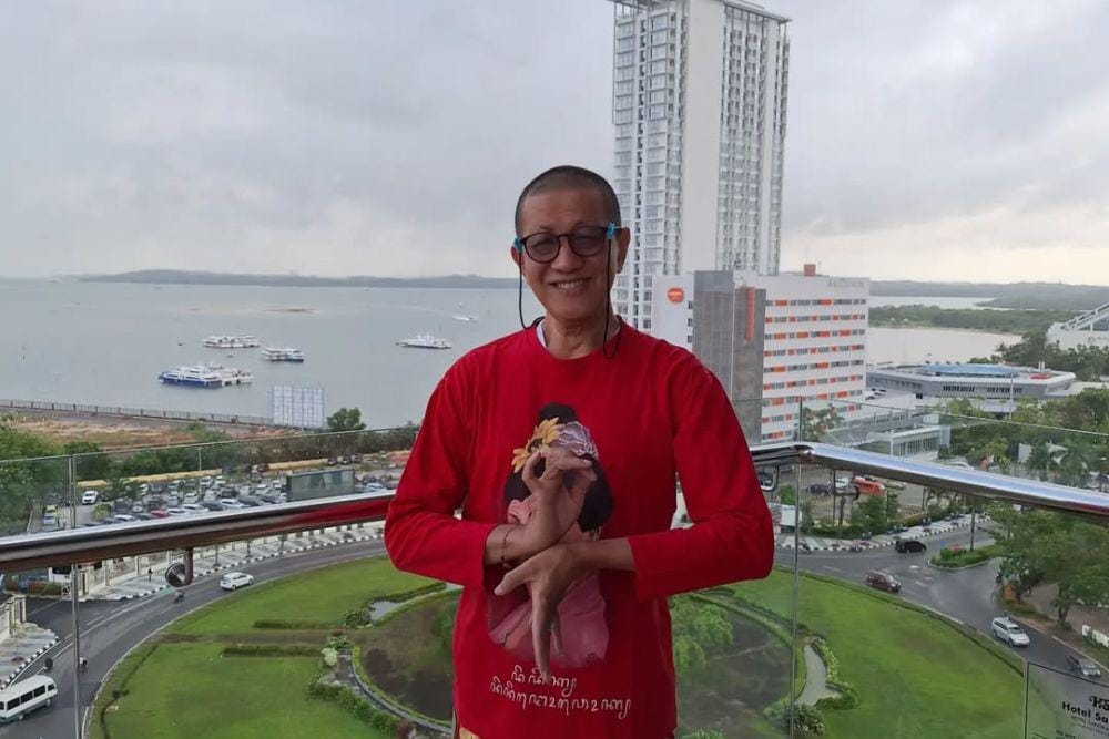 Profil Didik Nini Thowok, Bintangi Film Perempuan Pembawa Sial | FORTUNE Indonesia