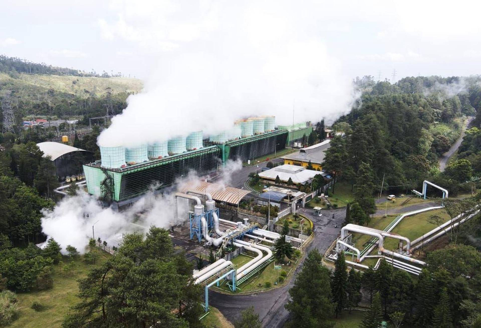 Pertamina Geothermal Catat Produksi Listrik 1.326 GWh dari WKP Kamojang | FORTUNE Indonesia