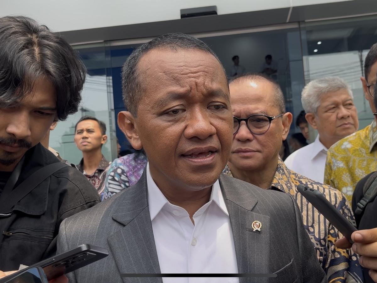 Bahlil Sebut Prabowo Setujui Campuran 10% Etanol pada BBM | FORTUNE Indonesia